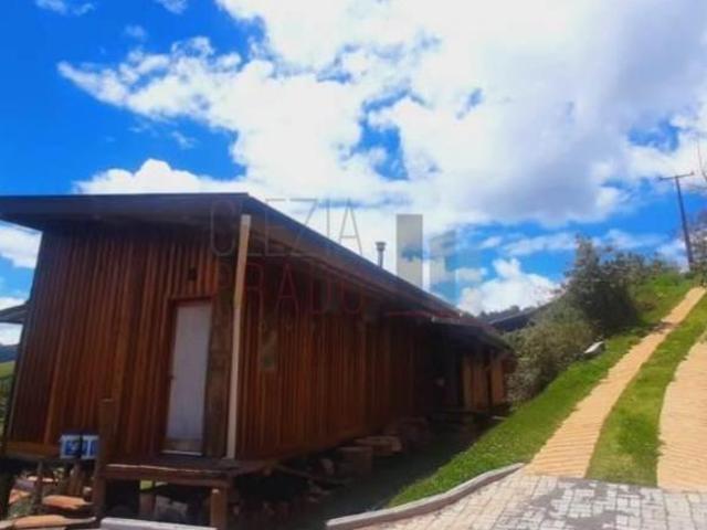Casa para venda em Centro, Camanducaia