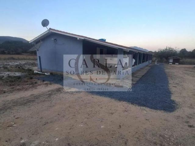 Casa para venda em Centro, Carmo do Rio Claro
