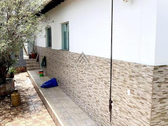 Casa para venda em Centro, Contagem