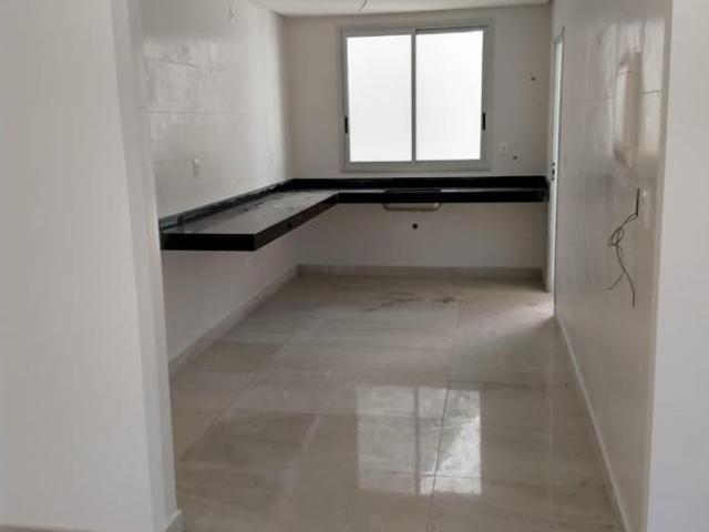 Casa para venda em Centro, Contagem