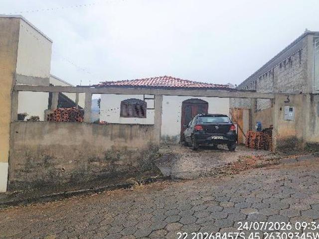 Casa para venda em Centro, Cristina