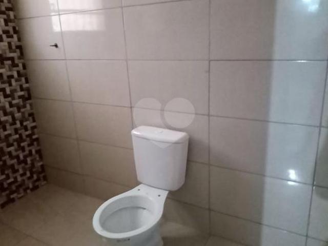 Casa para venda em Centro de 140.00m² com 2 Quartos, 1 Suite e 4 Garagens