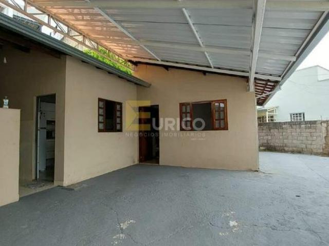 Casa para venda em Centro de 146.23m² com 2 Quartos e 4 Garagens