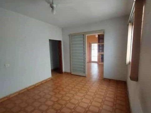 Casa para venda em Centro de 157.00m² com 3 Quartos e 1 Garagem