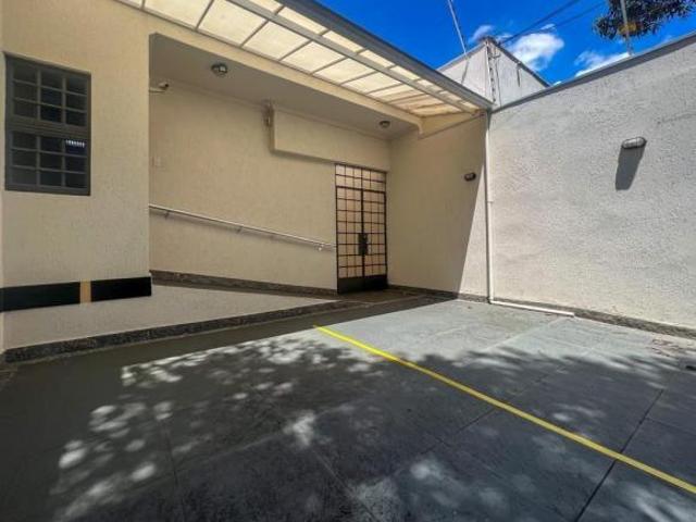 Casa para venda em Centro de 157.00m² com 5 Quartos e 2 Garagens