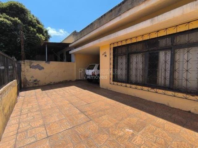 Casa para venda em Centro de 154.00m² com 3 Quartos e 3 Garagens