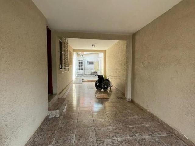 Casa para venda em Centro de 156.00m² com 3 Quartos e 2 Garagens