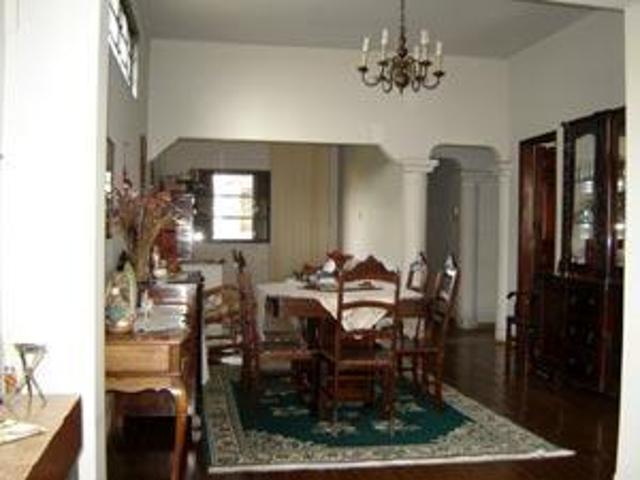 Casa para venda em Centro de 161.00m² com 2 Quartos e 3 Garagens