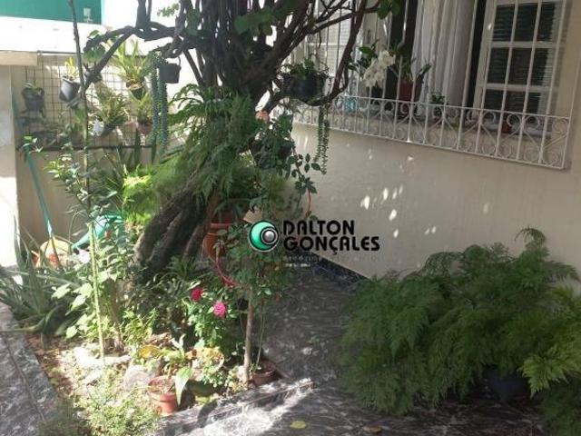 Casa para venda em Centro de 162.00m² com 3 Quartos e 1 Garagem