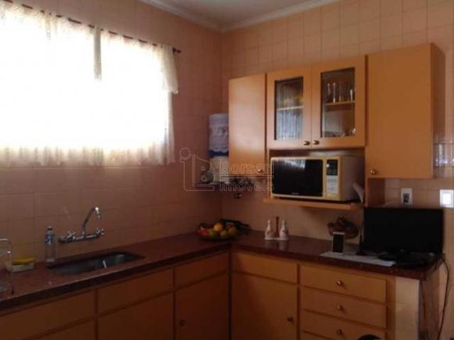 Casa para venda em Centro de 175.00m² com 3 Quartos, 1 Suite e 4 Garagens