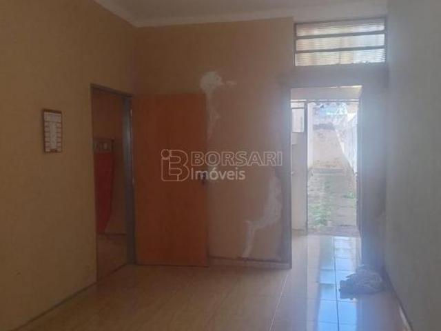 Casa para venda em Centro de 176.00m² com 3 Quartos e 1 Garagem