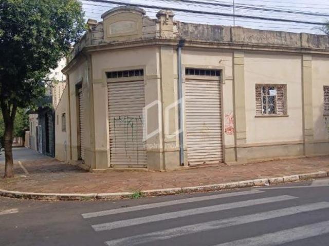 Casa para venda em Centro de 178.00m² com 3 Quartos