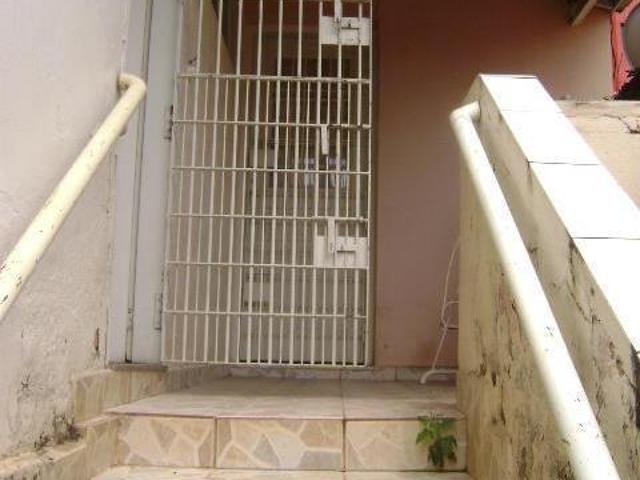 Casa para venda em Centro de 180.00m² com 3 Quartos, 1 Suite e 3 Garagens
