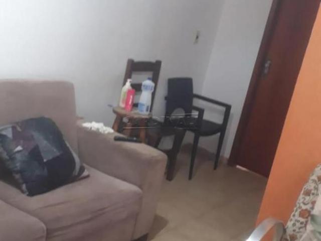 Casa para venda em Centro de 187.00m² com 3 Quartos, 1 Suite e 4 Garagens