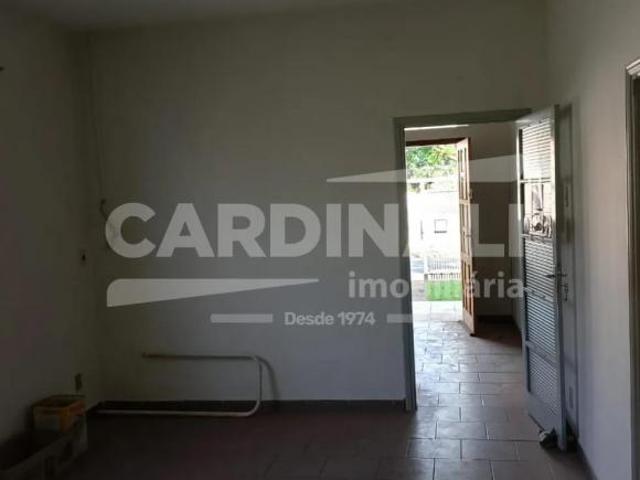 Casa para venda em Centro de 193.00m² com 3 Quartos e 6 Garagens