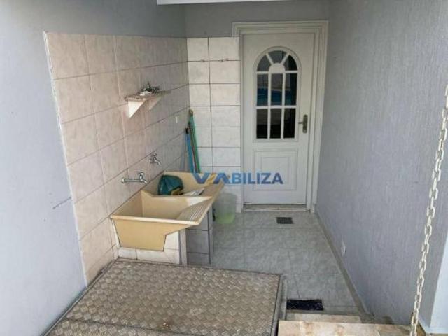 Casa para venda em Centro de 190.00m² com 3 Quartos, 1 Suite e 4 Garagens