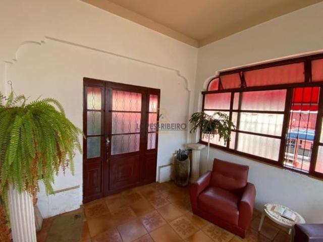 Casa para venda em Centro de 190.00m² com 3 Quartos e 1 Garagem