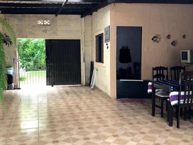 Casa para venda em Centro de 191.00m² com 1 Quarto, 1 Suite e 3 Garagens