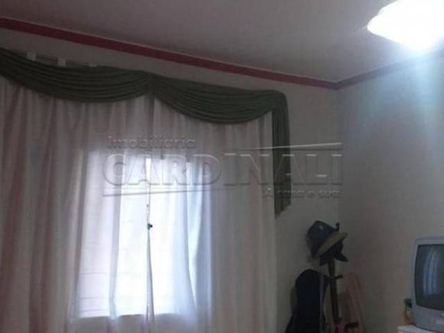 Casa para venda em Centro de 105.00m² com 2 Quartos e 1 Garagem