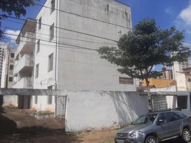 Casa para venda em Centro de 10.00m² com 1 Quarto, 1 Suite e 1 Garagem