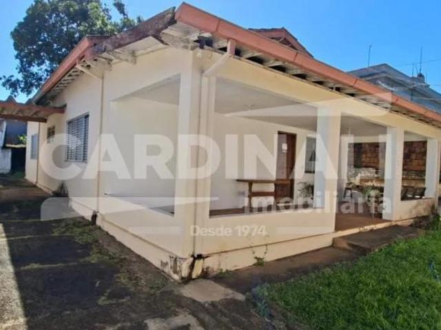Casa para venda em Centro de 115.00m² com 2 Quartos e 2 Garagens