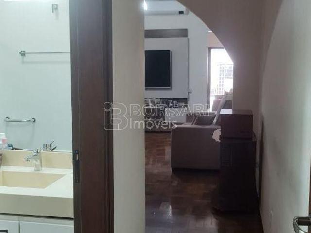Casa para venda em Centro de 126.00m² com 3 Quartos e 1 Suite