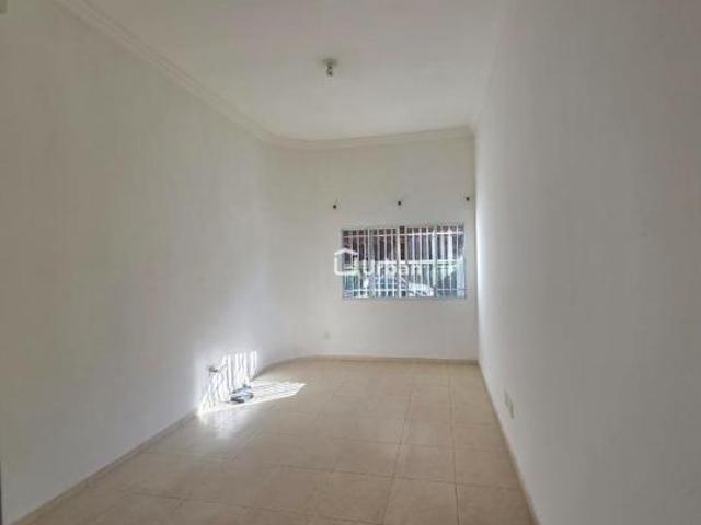Casa para venda em Centro de 129.61m² com 3 Quartos, 1 Suite e 3 Garagens