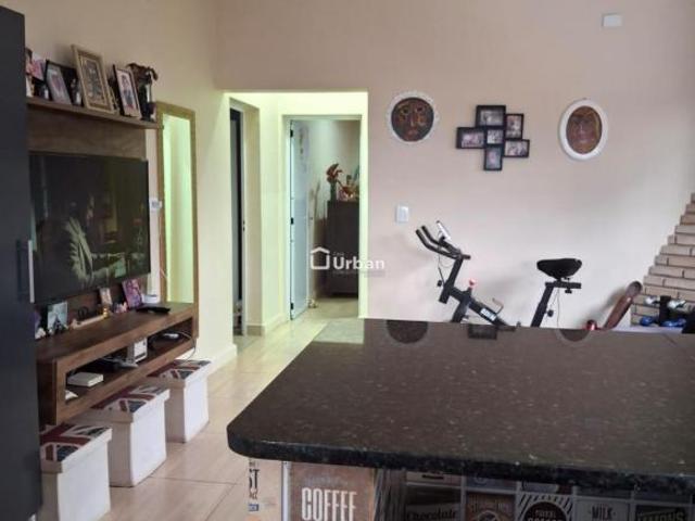 Casa para venda em Centro de 130.00m² com 2 Quartos e 8 Garagens