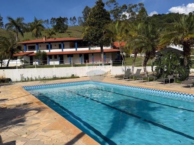 Casa para venda em Centro de 132973.00m² com 20 Quartos, 20 Suites e 10 Garagens