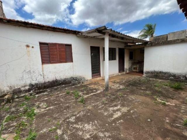 Casa para venda em Centro de 137.00m² com 2 Quartos