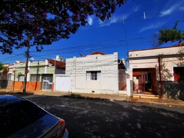 Casa para venda em Centro de 263.00m² com 3 Quartos