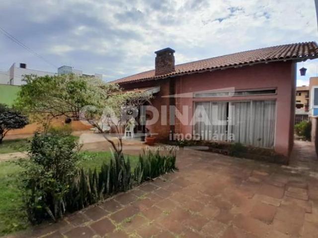 Casa para venda em Centro de 277.00m² com 3 Quartos e 2 Garagens