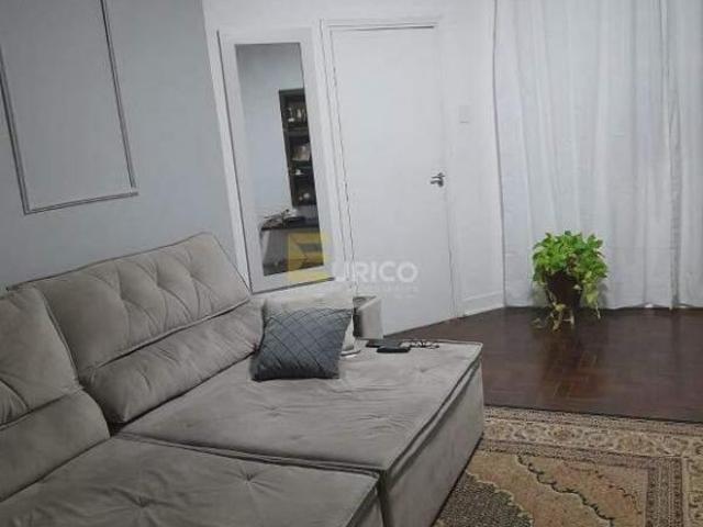 Casa para venda em Centro de 280.00m² com 2 Quartos, 1 Suite e 3 Garagens