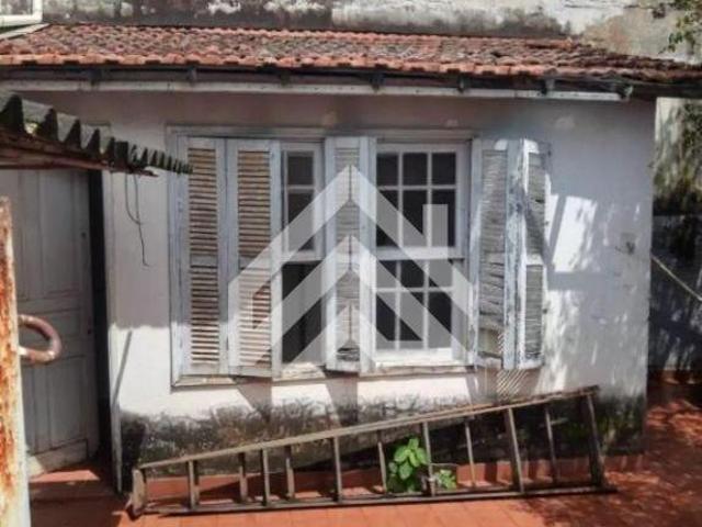 Casa para venda em Centro de 289.00m² com 3 Quartos e 1 Garagem