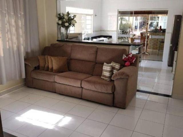 Casa para venda em Centro de 291.82m² com 2 Quartos, 2 Suites e 2 Garagens