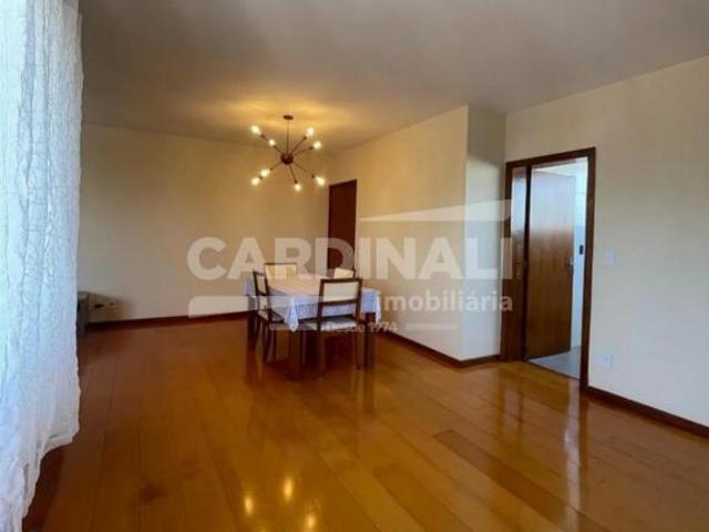 Casa para venda em Centro de 207.00m² com 4 Quartos, 2 Suites e 2 Garagens