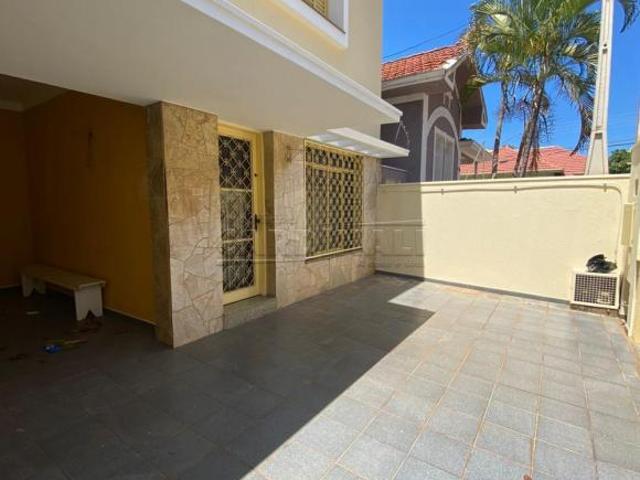 Casa para venda em Centro de 204.00m² com 4 Quartos e 1 Garagem