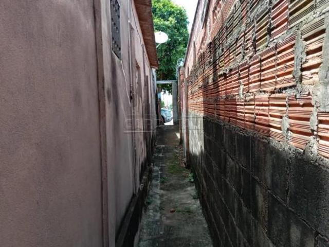 Casa para venda em Centro de 213.00m² com 3 Quartos e 2 Garagens