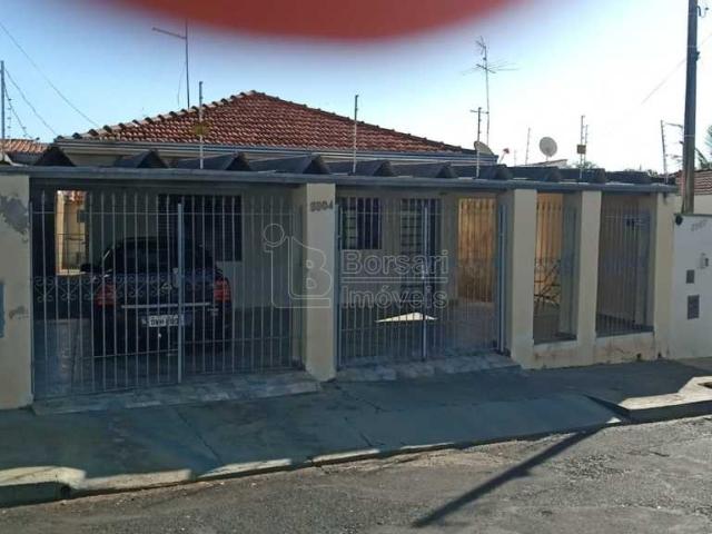Casa para venda em Centro em Araraquara São Paulo de 210.00m² com 2 Quartos e 3 Garagens