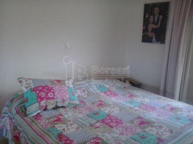 Casa para venda em Centro de 220.00m² com 3 Quartos, 1 Suite e 2 Garagens