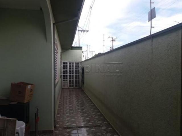 Casa para venda em Centro de 231.00m² com 3 Quartos, 1 Suite e 2 Garagens