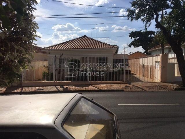 Casa para venda em Centro em Araraquara São Paulo de 236.00m² com 3 Quartos e 5 Garagens