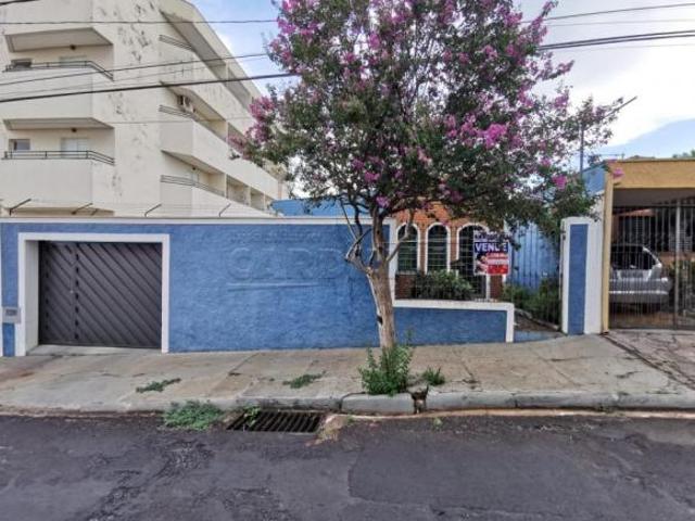 Casa para venda em Centro de 364.00m² com 4 Quartos, 1 Suite e 10 Garagens