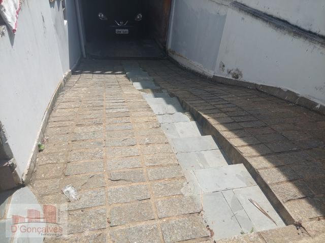 Casa para venda em Centro de 389.00m² com 4 Quartos, 1 Suíte e 7 Garagens