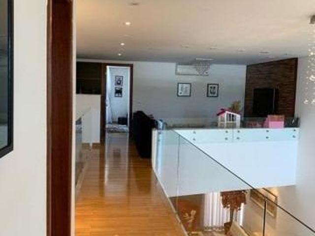 Casa para venda em Centro de 300.00m² com 3 Quartos e 5 Garagens