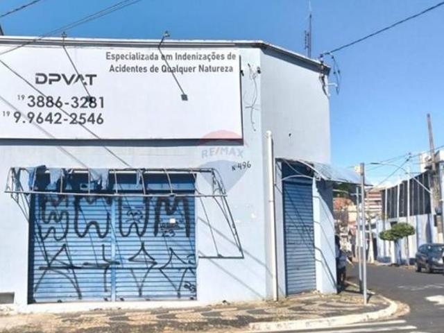 Casa para venda em Centro de 421.00m² com 3 Quartos, 1 Suite e 8 Garagens