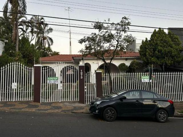 Casa para venda em Centro de 430.00m² com 3 Quartos e 1 Suite