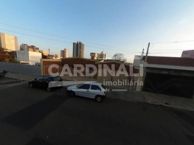 Casa para venda em Centro de 567.00m² com 6 Quartos, 6 Suites e 7 Garagens
