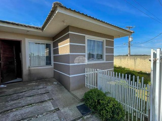 Casa para venda em Centro de 57.00m² com 3 Quartos e 1 Garagem