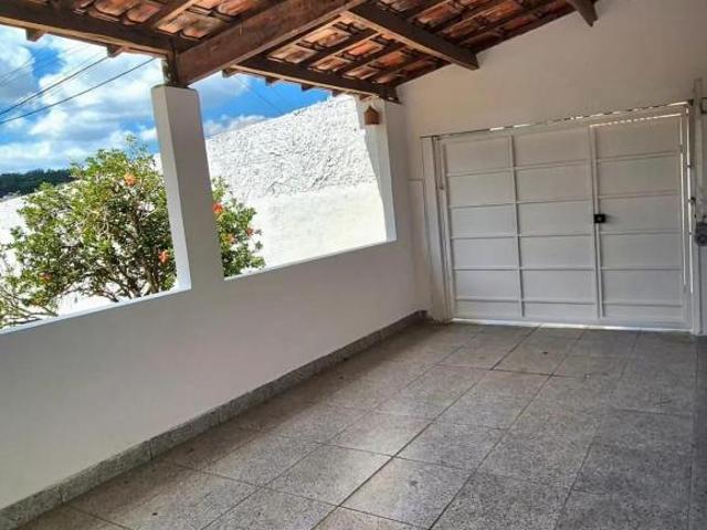 Casa para venda em Centro de 74.00m² com 2 Quartos e 2 Garagens